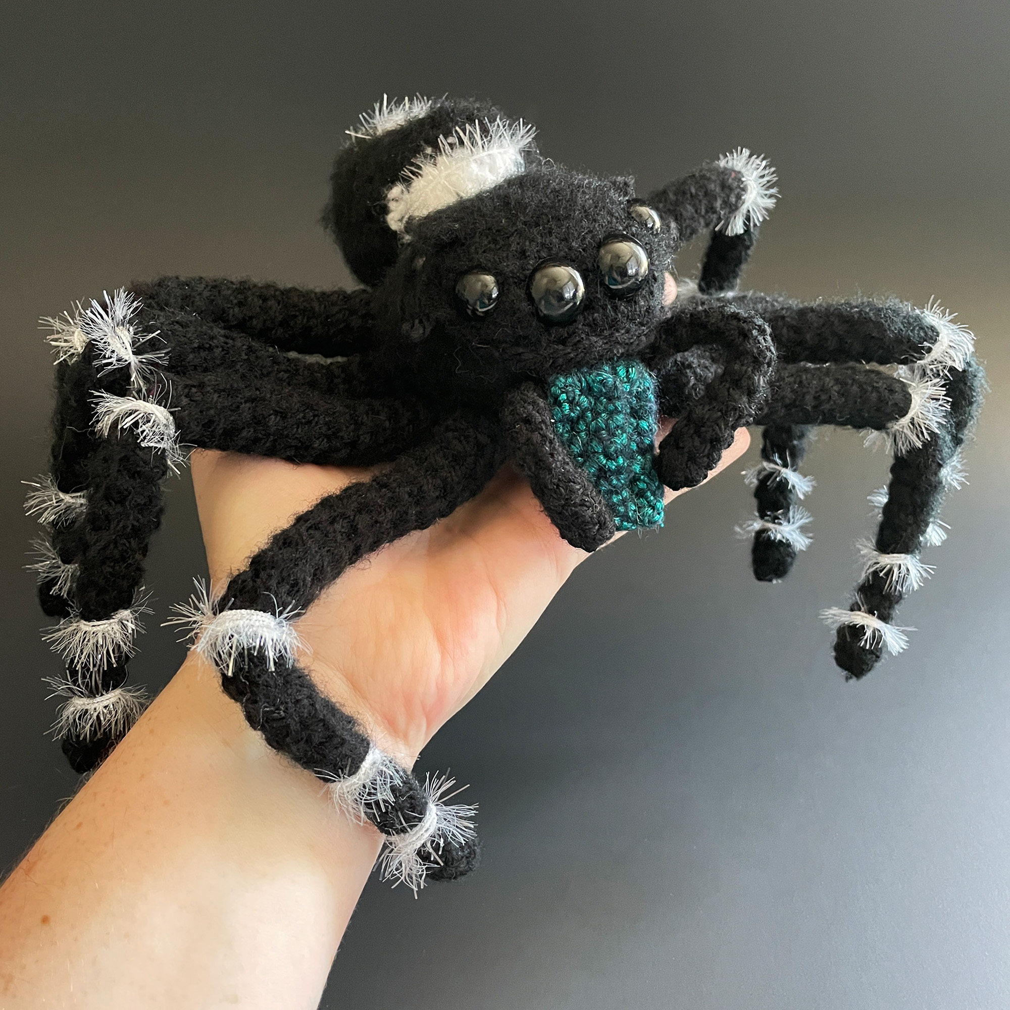 Scoot the Jumping Spider - Critter-iffic Crochet