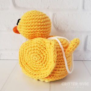 Darla the Duck Scrubby Amigurumi Crochet Pattern - Critter-iffic Crochet